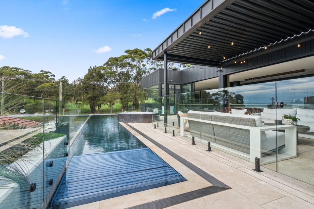 Mollymook Multi Award Winning Pool – Cloud 9 Pools